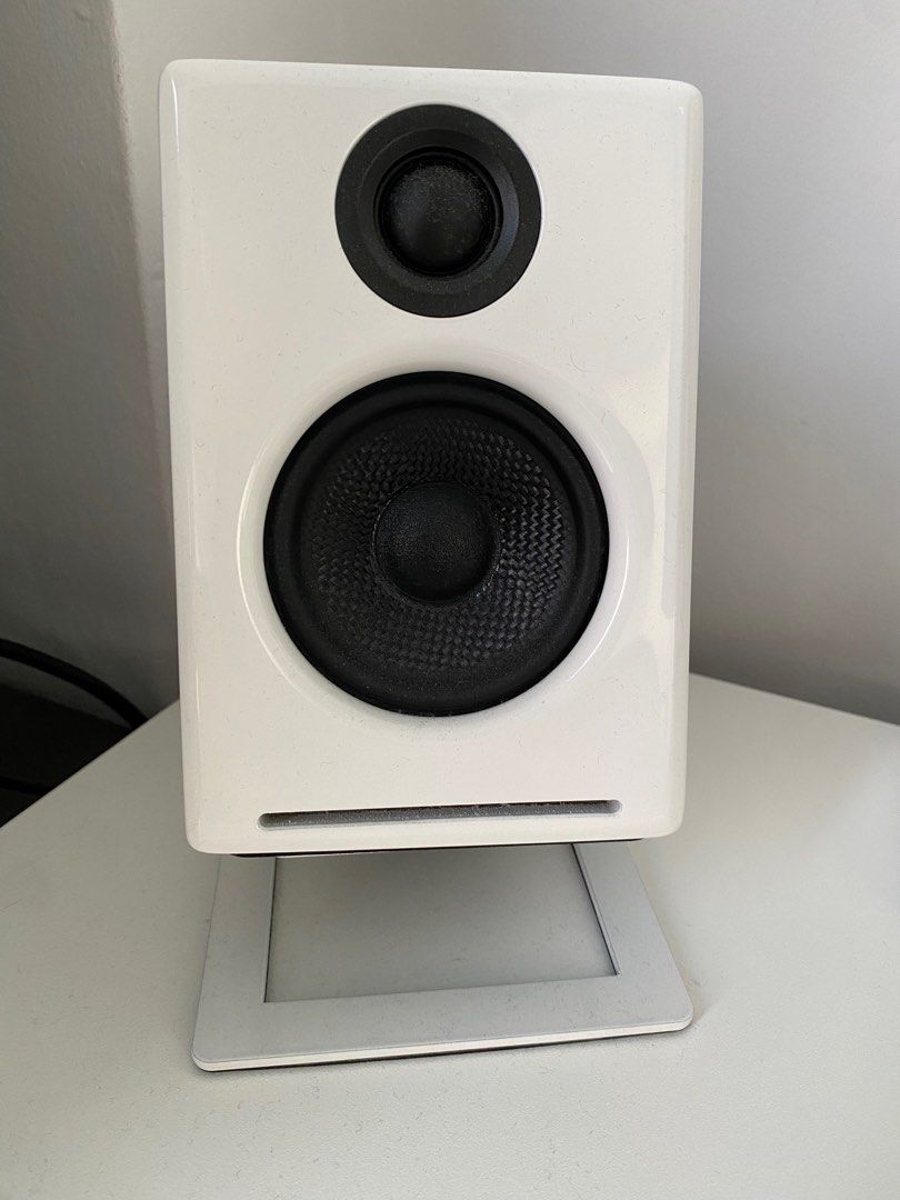 Audioengine A2+ (+speaker stands), Audio, Soundbars, Speakers & Amplifiers on Carousell