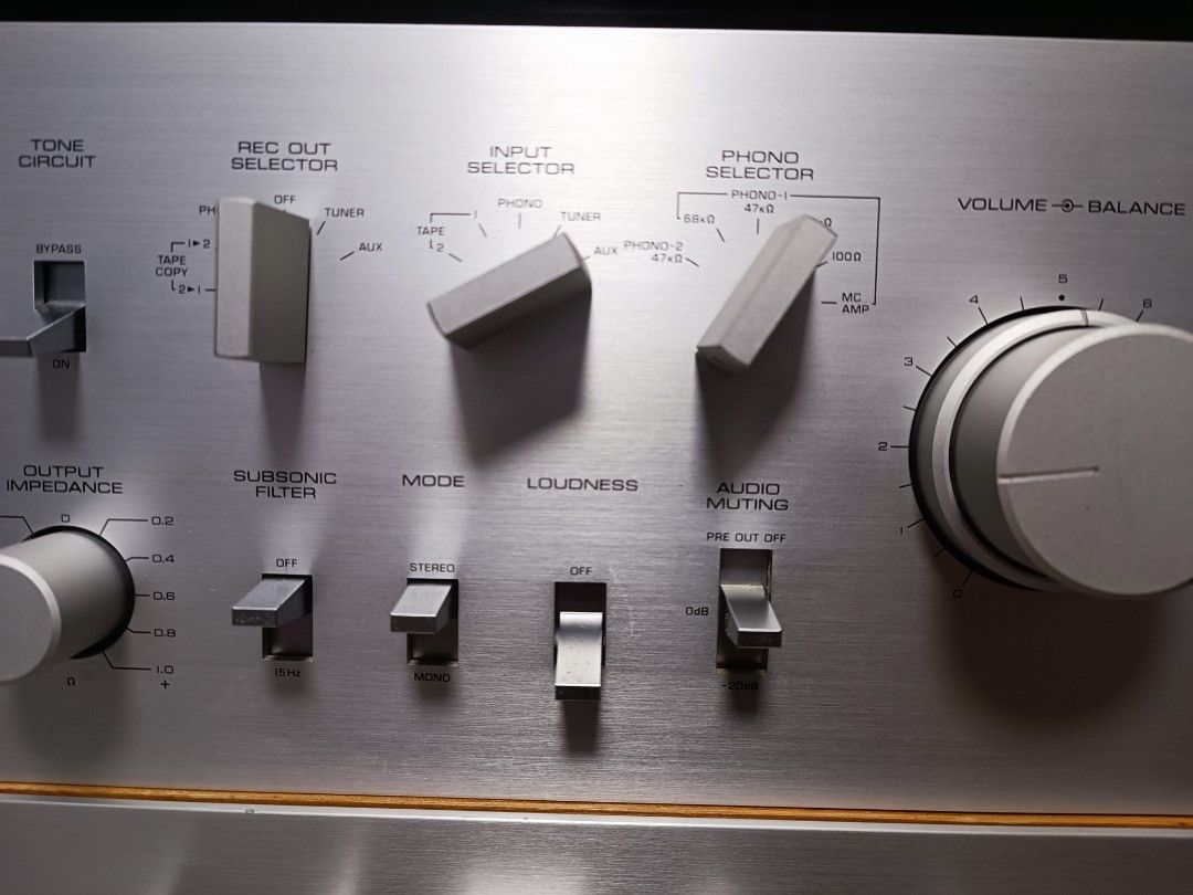 Beautiful Yamaha CA-R11 amplifier, Audio, Soundbars, Speakers ...