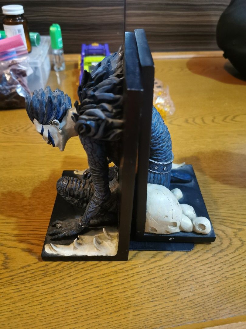 Book Ends (Ryuk from Death Note), Furniture & Home Living, Home Decor ...
