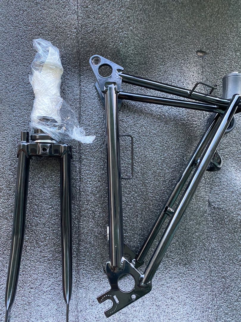 Brompton black fork and rear triangle, Sports Equipment, Bicycles ...