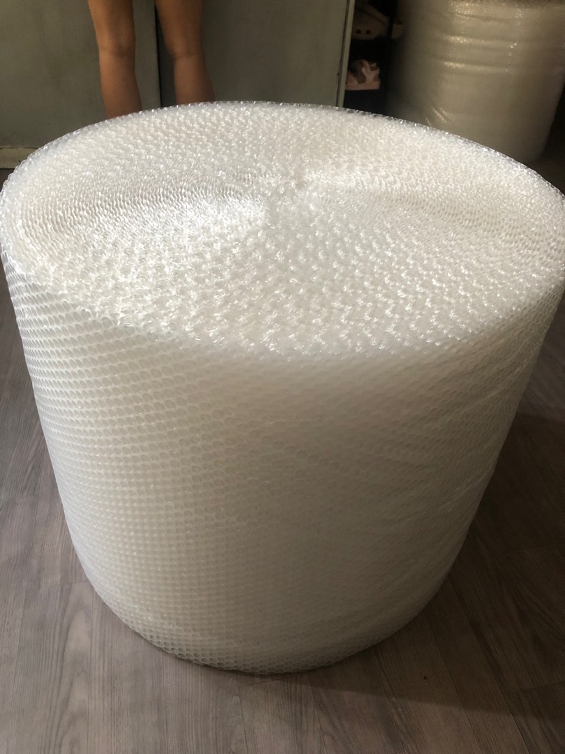 Bubblewrap clear and black, Hobbies & Toys, Stationary & Craft, Craft Supplies & Tools on Carousell