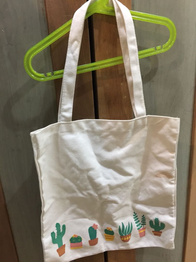 Catcha Cactus Tote, Women's Fashion, Bags & Wallets, Shoulder Bags on ...