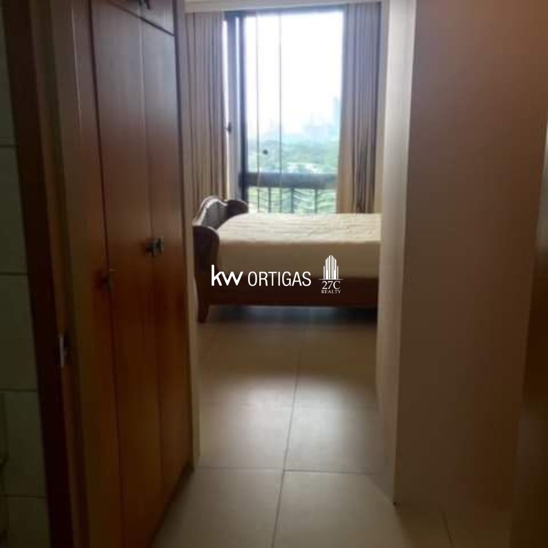 Condo for Sale in Essensa Towers, BGC, Property, For Sale, Apartments ...