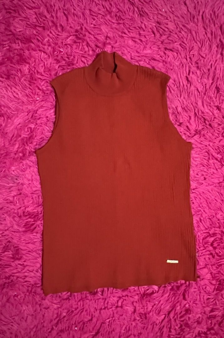 Deep red, Women's Fashion, Tops, Others Tops on Carousell