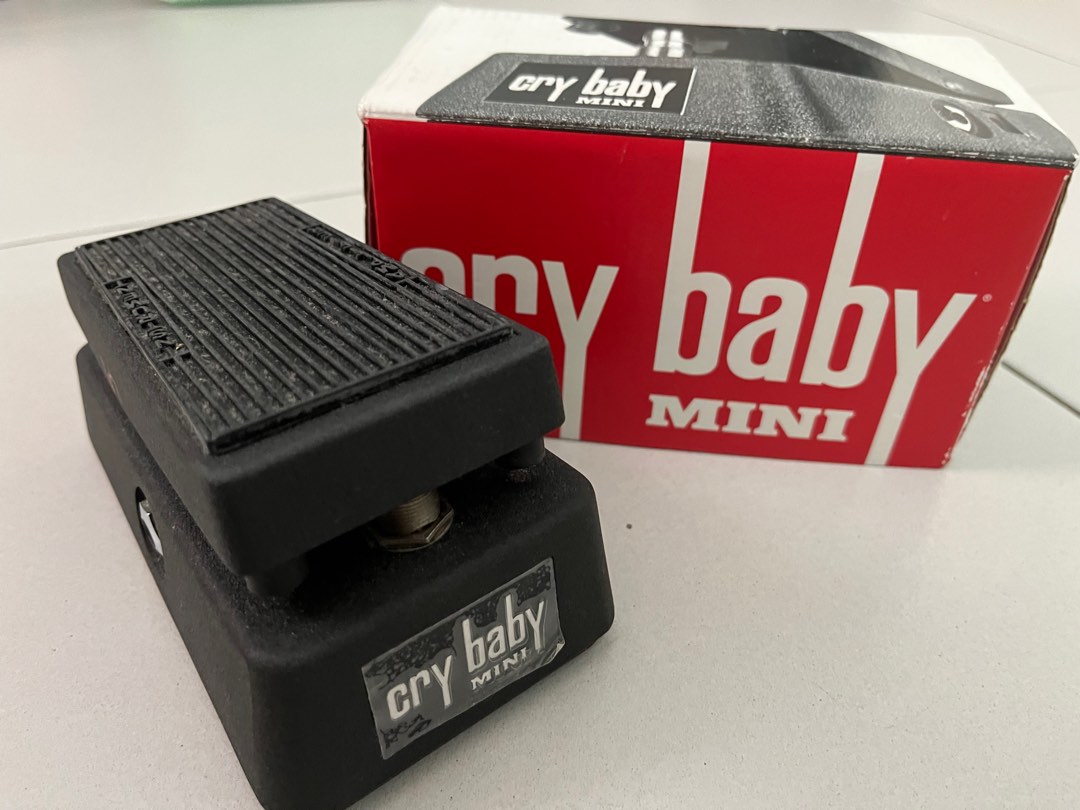 Dunlop CBM95 Mini Cry Baby Wah Pedal, Hobbies & Toys, Music & Media ...