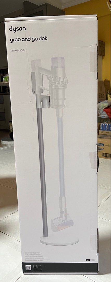 Dyson grab and go dok for V15, Furniture & Home Living, Cleaning ...