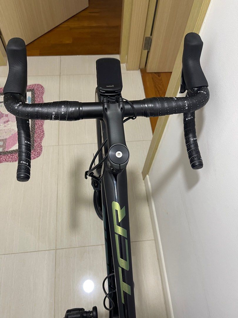 Giant TCR Adv Pro 0 2020, Sports Equipment, Bicycles & Parts, Bicycles on Carousell