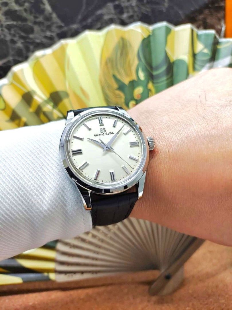 Grand Seiko SBGW231, Luxury, Watches on Carousell