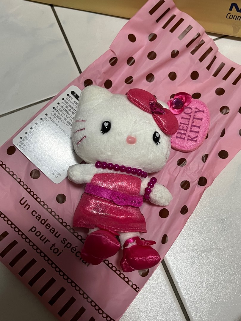 Hello kitty, Hobbies & Toys, Toys & Games on Carousell
