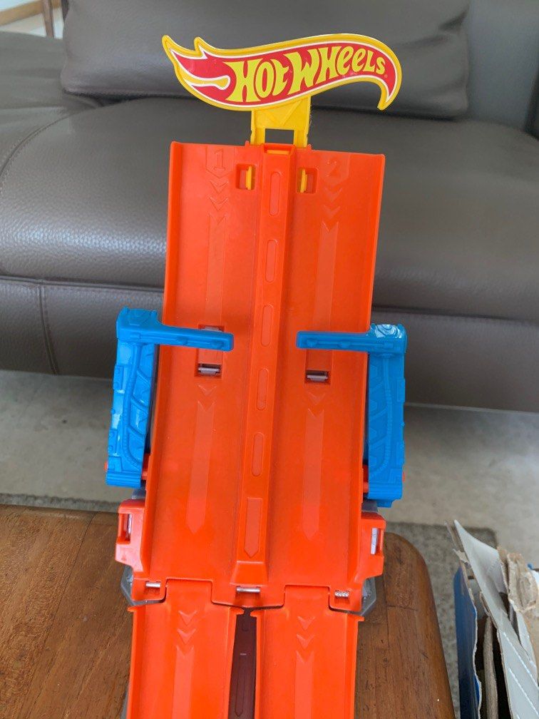 Hot wheels Rapid Relay set, Hobbies & Toys, Toys & Games on Carousell