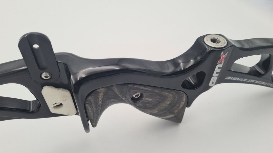 LH Hoyt GMX Recurve Riser (Archery), Sports Equipment, Other Sports ...