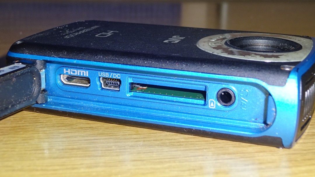 JVC PICSIO HD Memory Camera GC-WP10AU digital camera, Photography ...