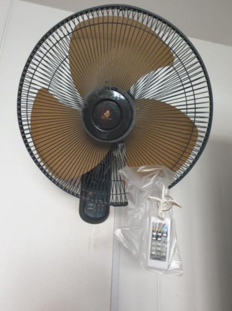 KDK Wall Fan, Furniture & Home Living, Lighting & Fans, Fans on Carousell