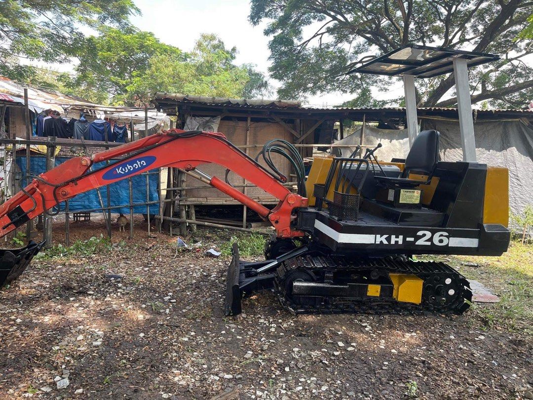 KUBOTA BACKHOE, Commercial & Industrial, Construction Tools & Equipment ...