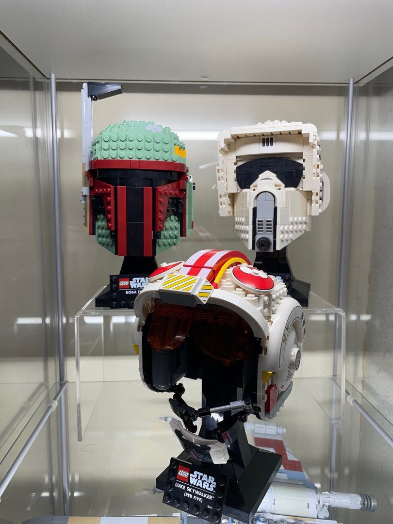 Lego Star Wars Helmet Sets 75277 (Boba Fett), 75305 (Scout Trooper ...