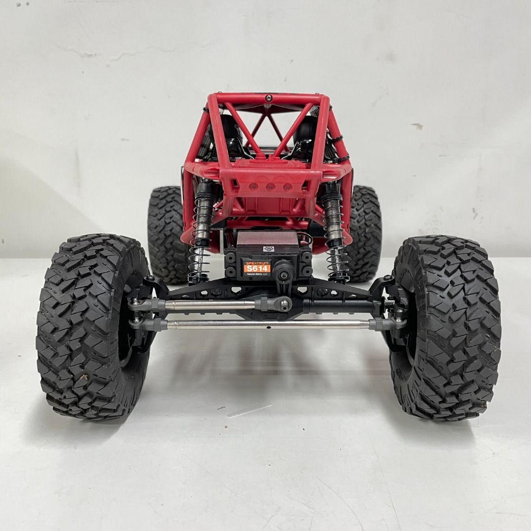 [LIKE NEW] AXIAL CAPRA 4 WHEEL STEERING 4WS ROCK CRAWLER WITH SPEKTRUM ...