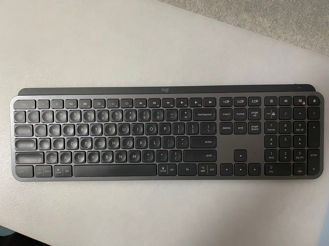 Logitech MX Keys Wireless Keyboard, Computers & Tech, Parts ...