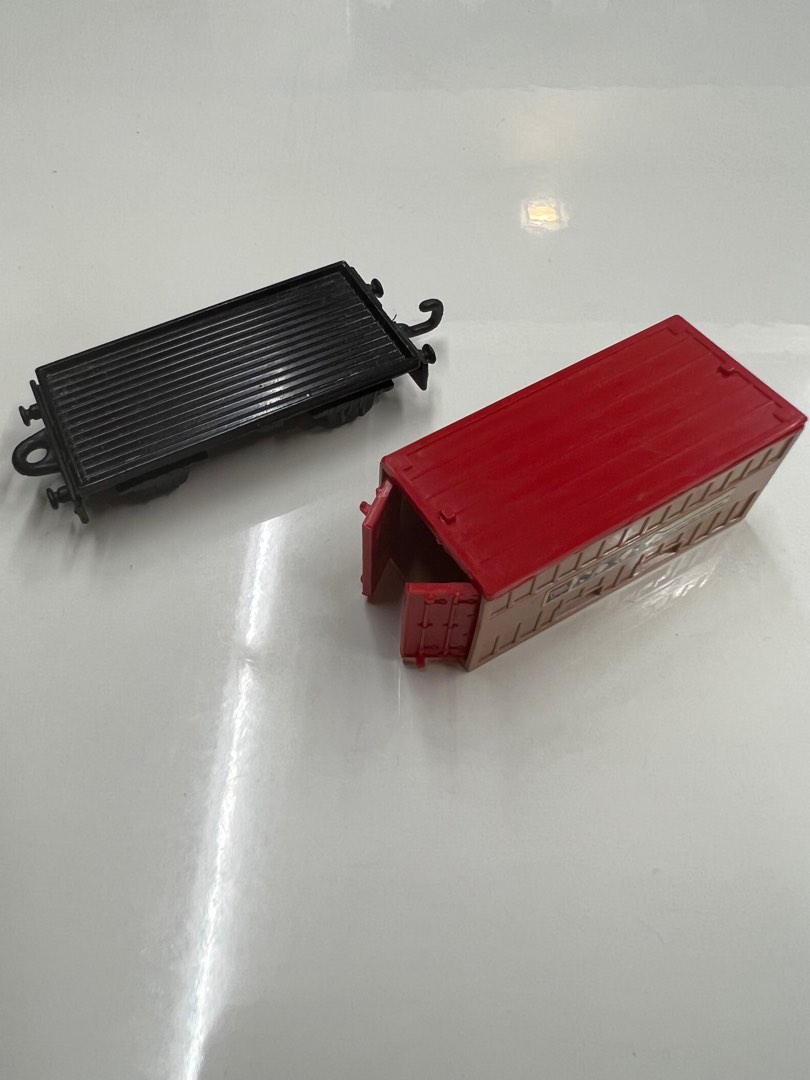 Matchbox Superfast Flat Car & Container, Hobbies & Toys, Toys & Games ...