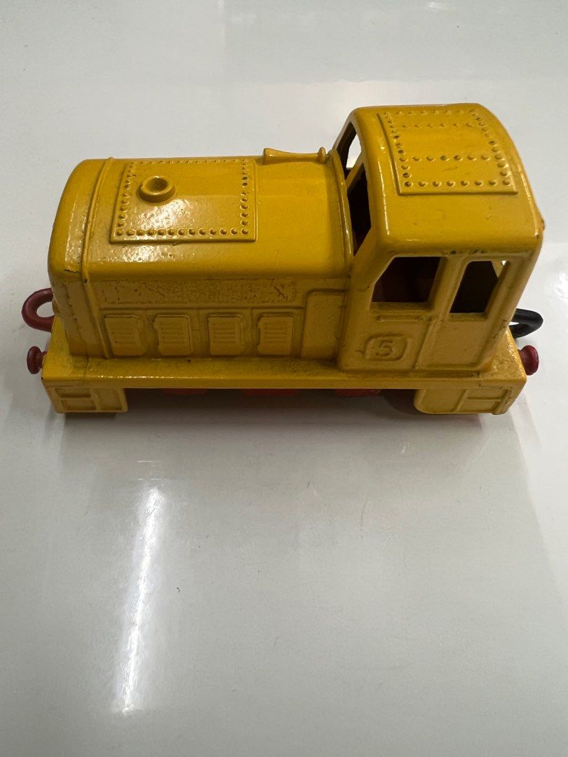 Matchbox Superfast Train Shunter No.24 (Yellow), Hobbies & Toys, Toys ...