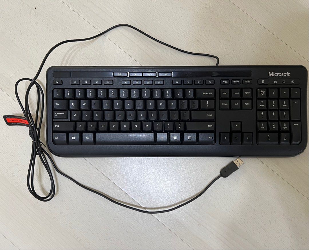 Microsoft keyboard usb board wired key board 600 model 1366 with usb ...