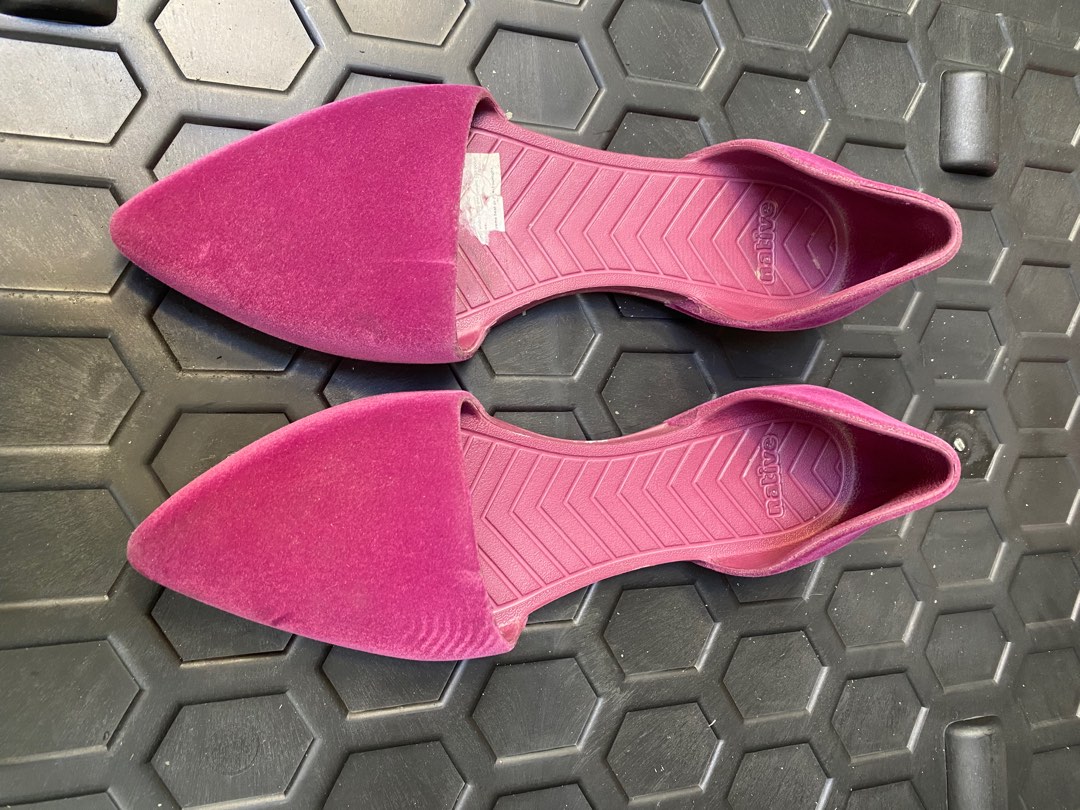 Native Flats - Audrey Velvet, Women's Fashion, Footwear, Flats ...