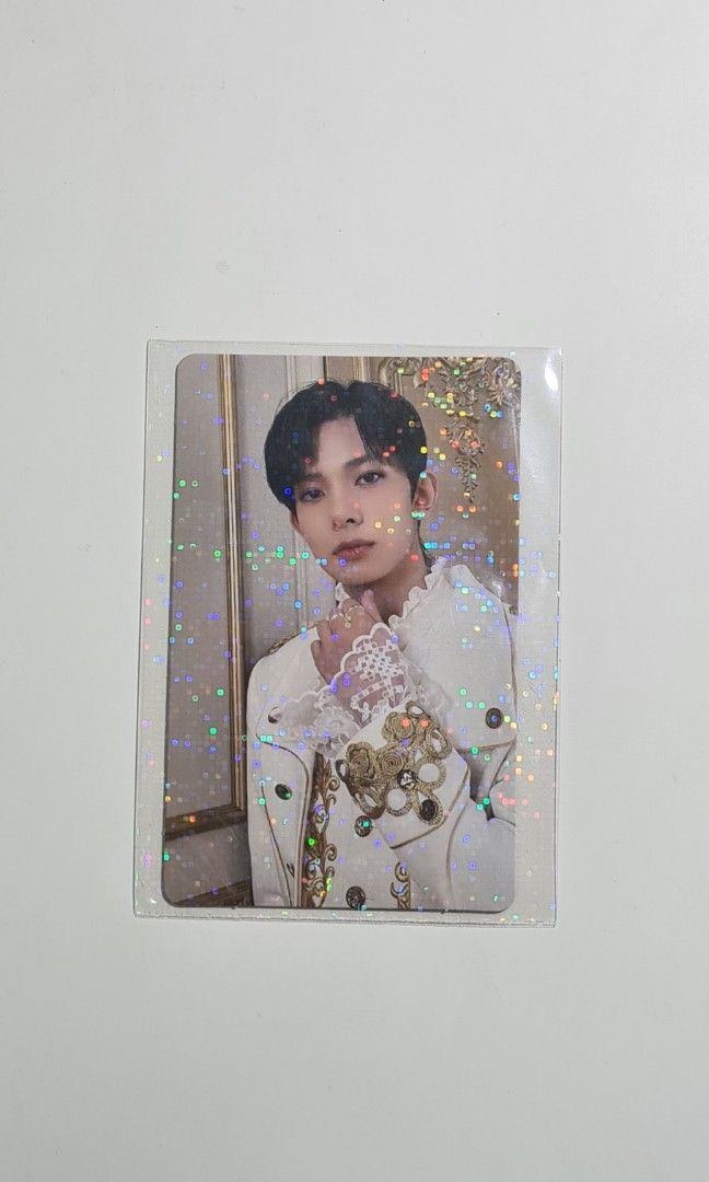 Official heesung pc, Hobbies & Toys, Memorabilia & Collectibles, K-Wave ...