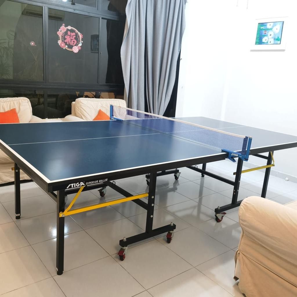 PreLoved Table Tennis Table - Stiga Superior Roller, Sports Equipment ...