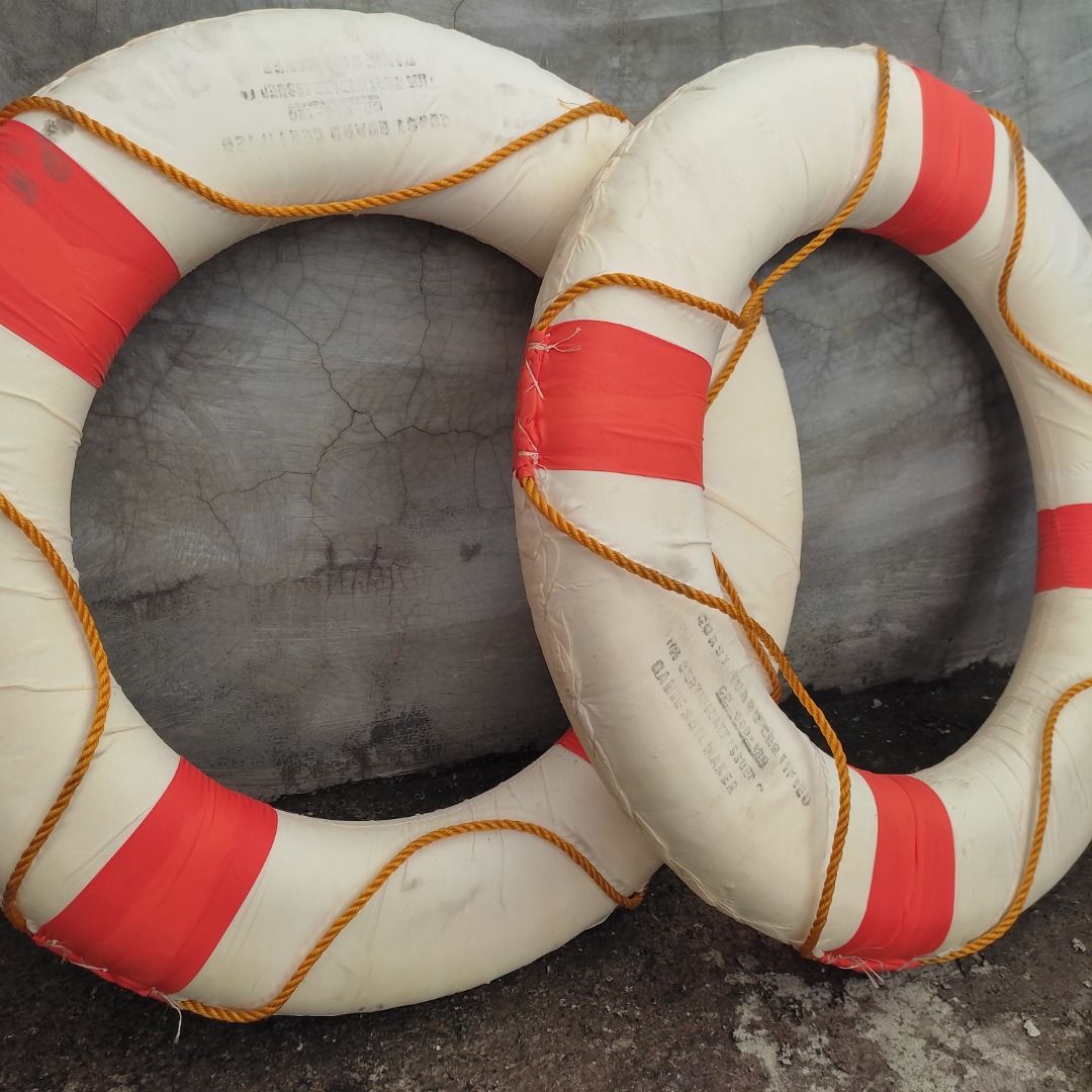 Safety Swimming Ring Life Preserver Lifebuoy With Rope, Sports ...