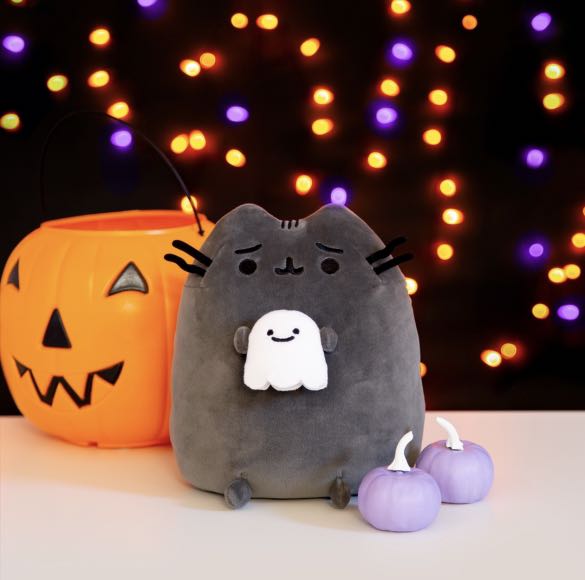 Scaredy Cat Pusheen Squisheen, Hobbies & Toys, Toys & Games on Carousell