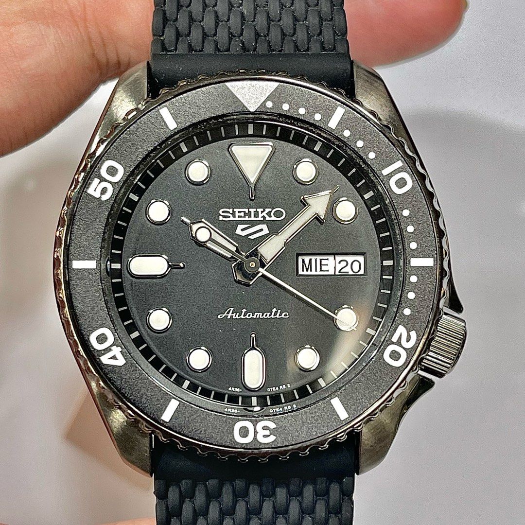 Seiko All Black PVD 5KX on silicone rubber strap SRPD65K2, Men's ...