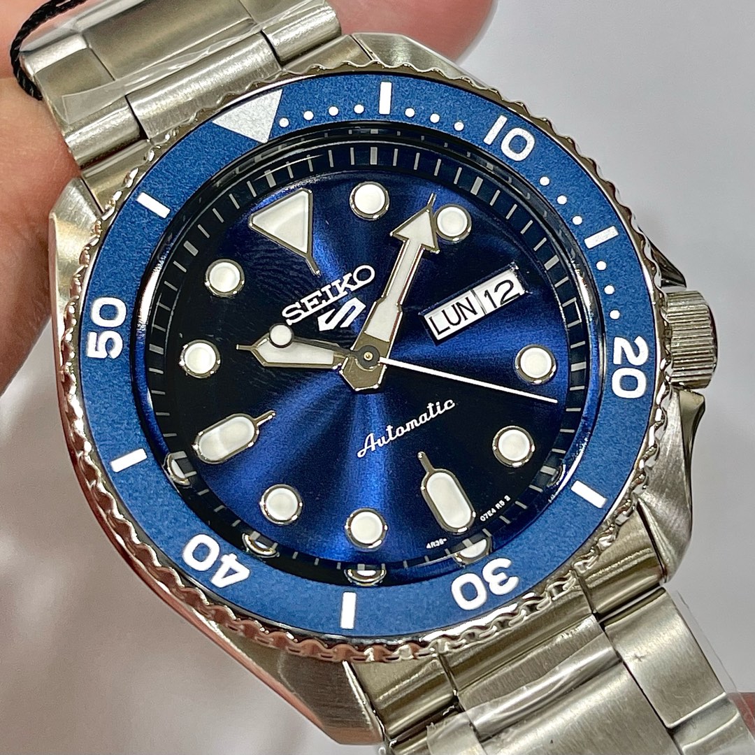Seiko Blue Sunburst 5KX on metal strap SRPD51K1, Men's Fashion, Watches ...