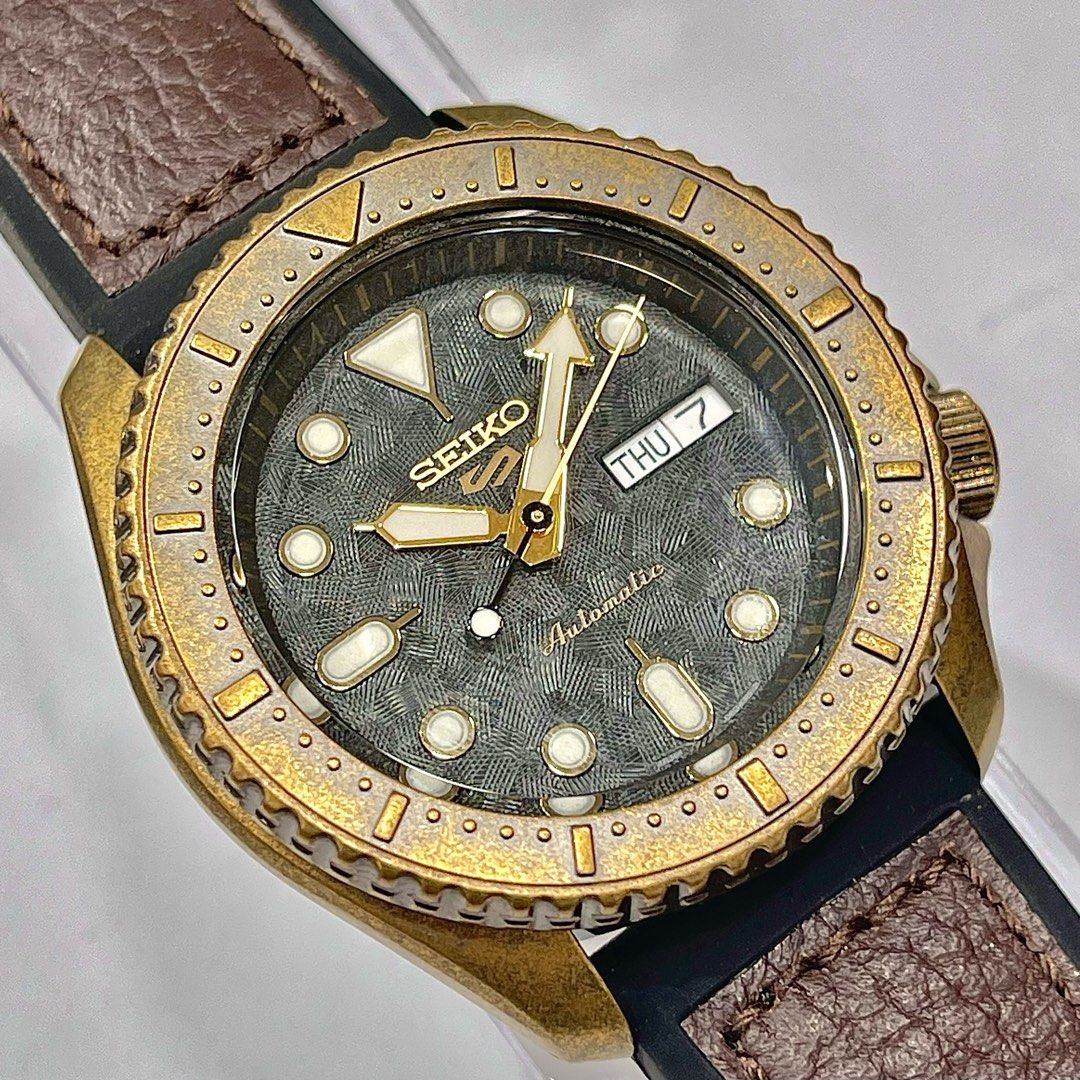 Seiko Rustic Bronze Plated Bezel 5KX on leather topped silicone strap ...