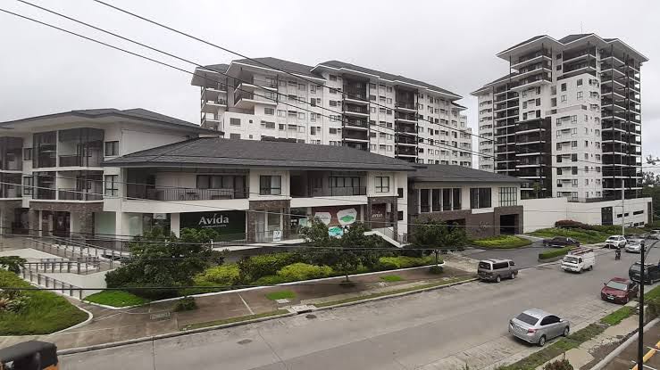 Serin West Tagaytay Condo - beside Ayala Mall and Lourdes Church ...