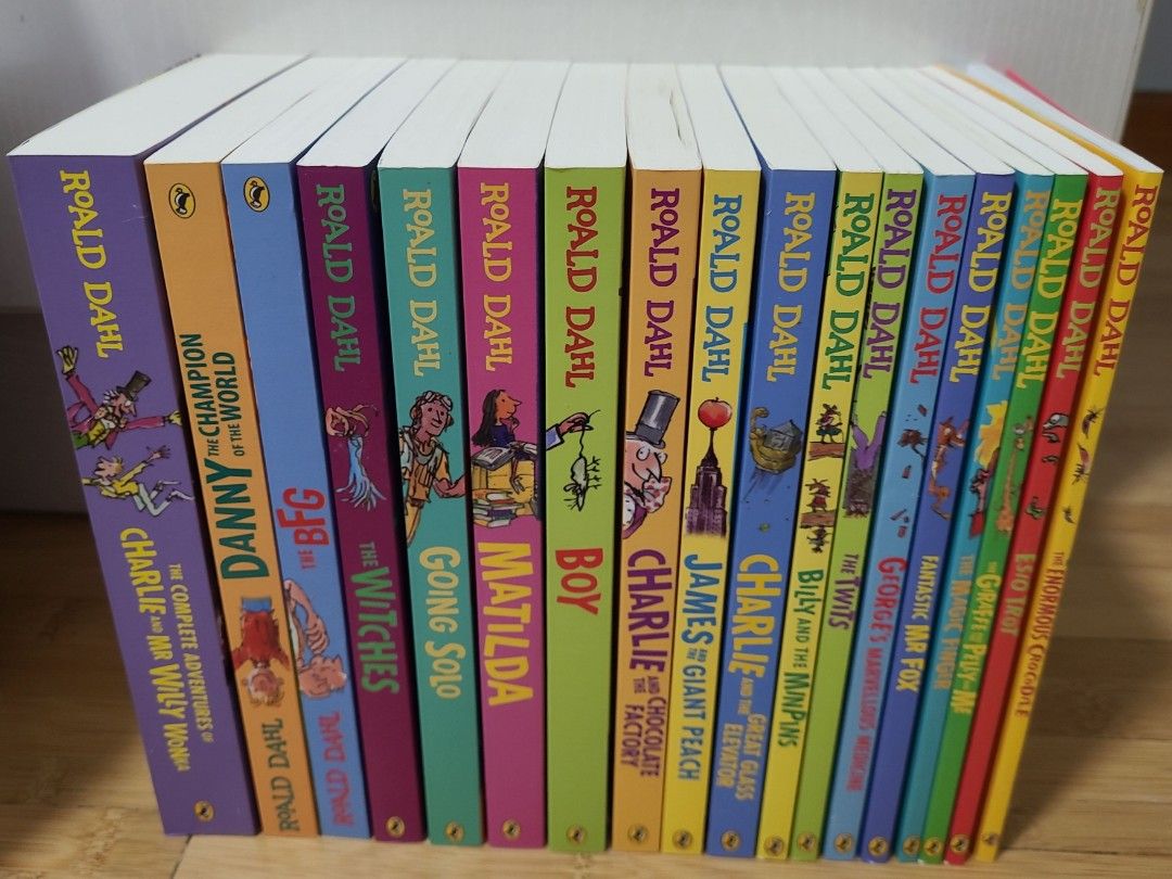 Set of 18 titles - Roald Dahl Series, Hobbies & Toys, Books & Magazines, Children's Books on ...