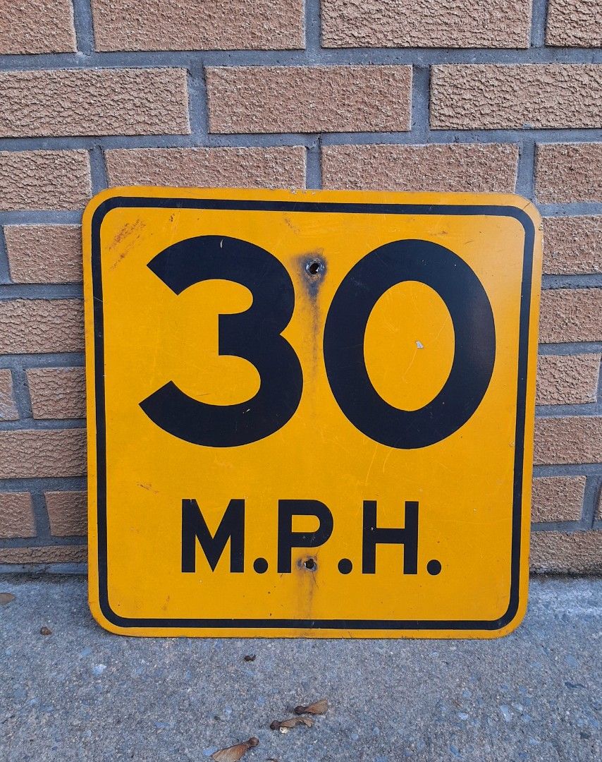Speed limit sign, Hobbies & Toys, Memorabilia & Collectibles, Vintage ...