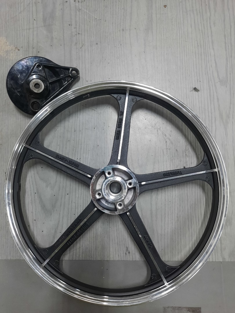 Sport rim kayama, Motorbikes on Carousell