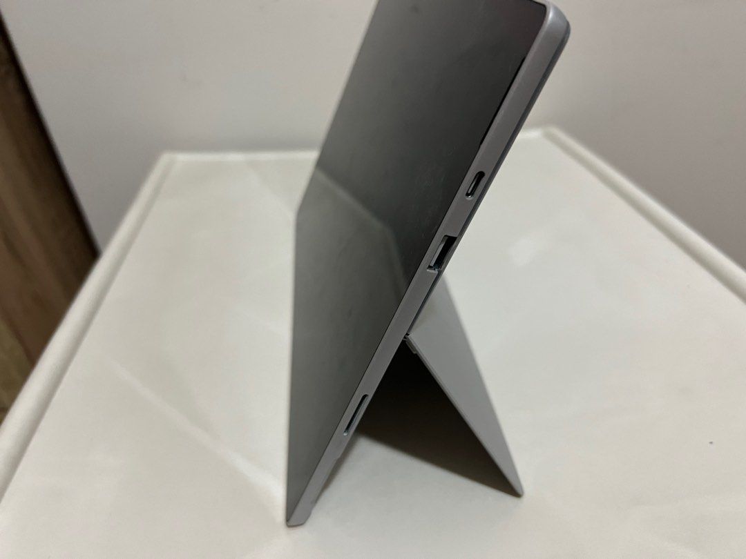 Surface Pro Model 1866, Computers & Tech, Laptops & Notebooks on Carousell