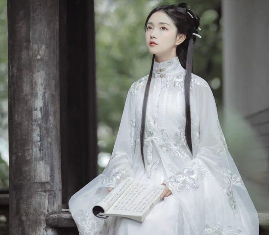 Traditional Hanfu (3pcs set), Women's Fashion, Dresses & Sets ...