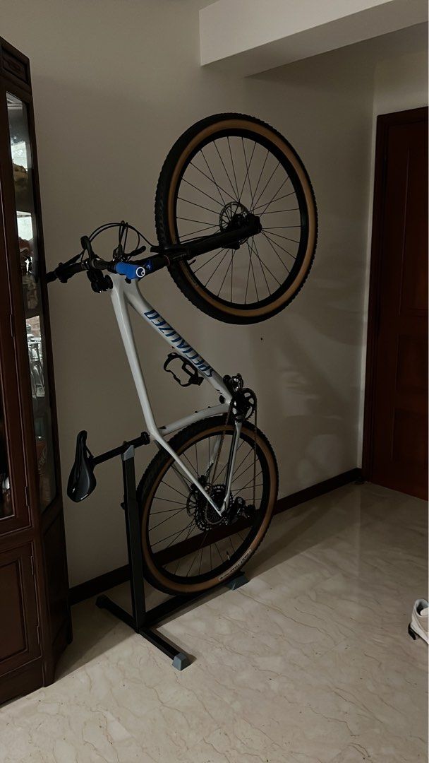 Vertical bike stand, Sports Equipment, Bicycles & Parts, Parts ...