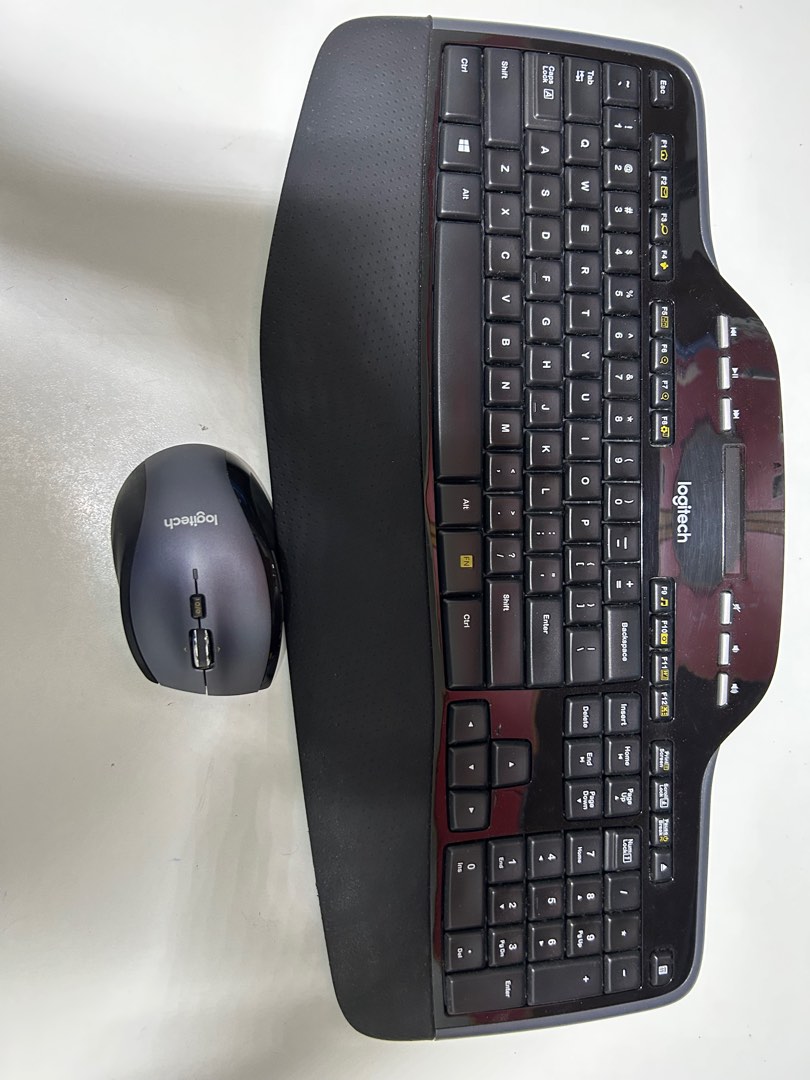 Wireless Logitech Keyboard And Mouse Computers Tech Parts Accessories Computer Keyboard