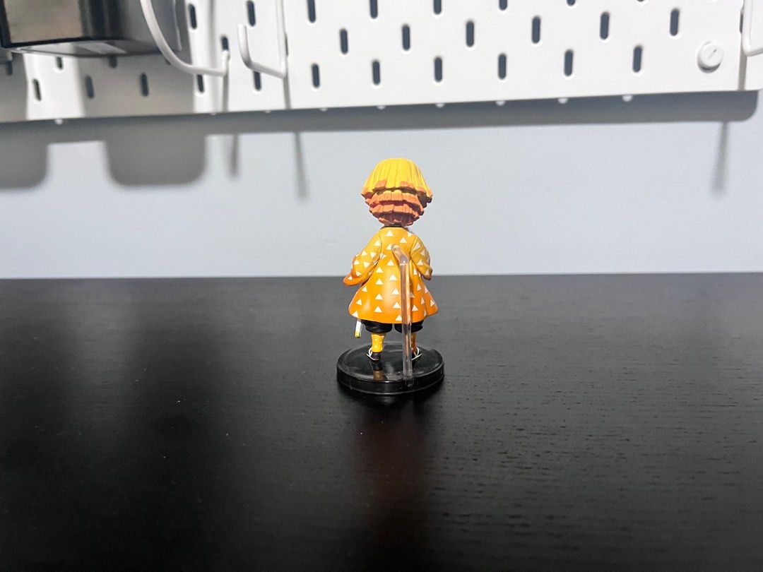Zenitsu mini figure with stand, Hobbies & Toys, Memorabilia ...