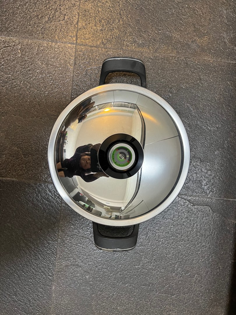 AMC Stainless Steel Cooking Pan, Furniture & Home Living, Kitchenware ...