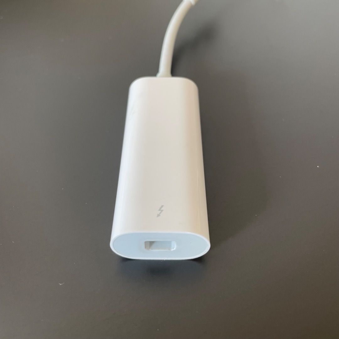 Apple Thunderbolt 3 (USB C) to Thunderbolt 2 Adapter A1790, Computers ...