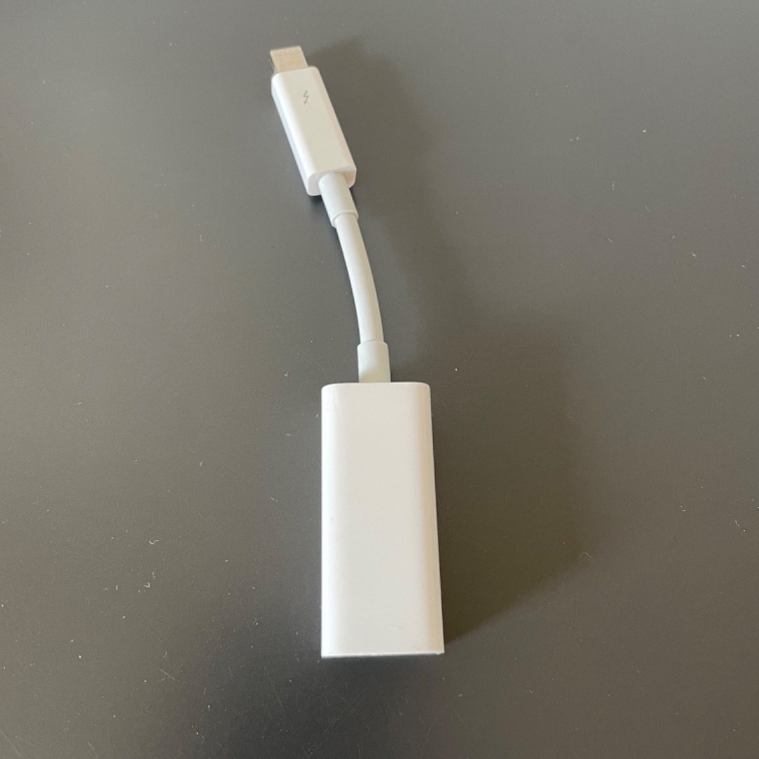 Apple Thunderbolt to Gigabit Ethernet Adapter A1433 on Carousell