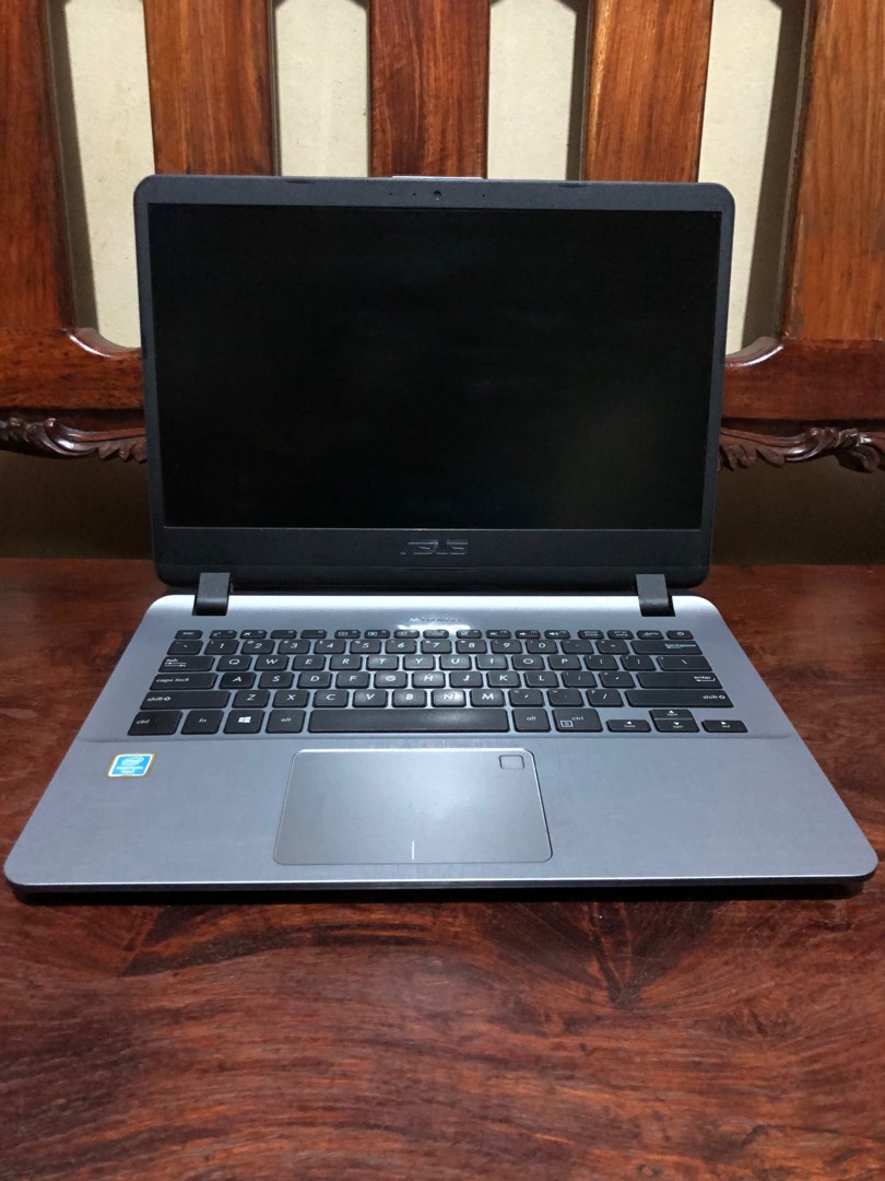 ASUS Vivobook X407UAR, Computers & Tech, Laptops & Notebooks on Carousell
