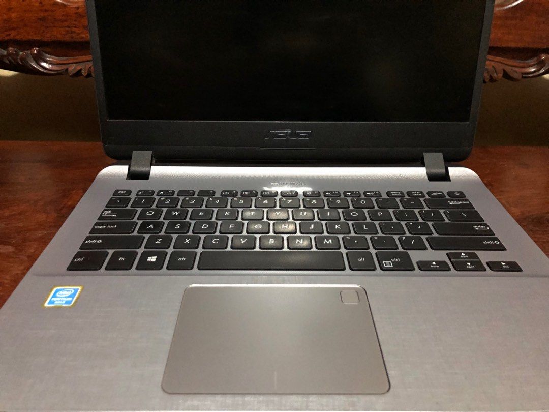 ASUS Vivobook X407UAR, Computers & Tech, Laptops & Notebooks on Carousell