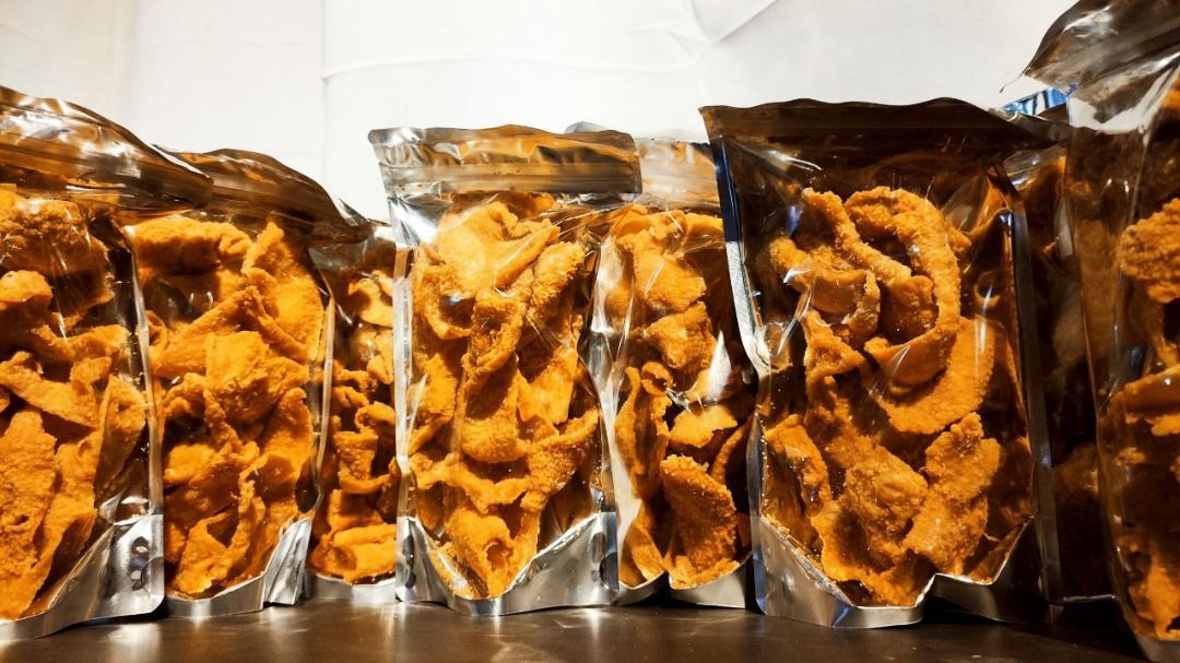 BUTCHERON CRISPY MUSHROOMS CHICHARON BAGNET BACKFAT PURO ISAW LITID ...