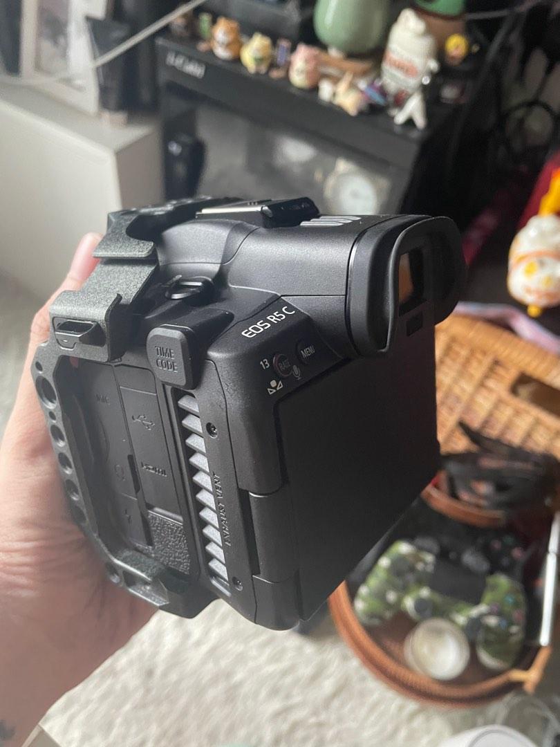 Canon R5C + package, Photography, Cameras on Carousell