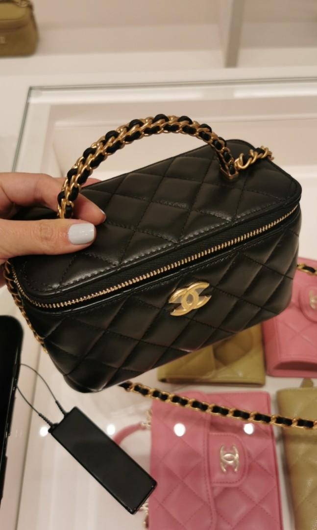 Chanel 22K Vanity Case Bag, Luxury, Bags & Wallets on Carousell