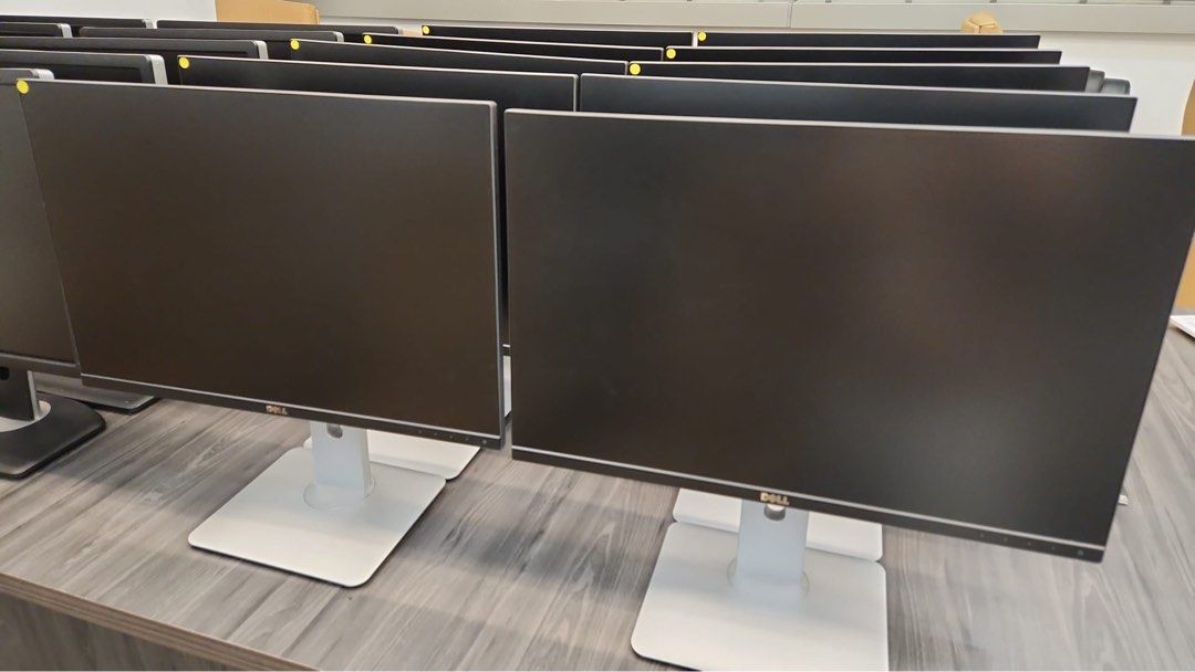 Dell Ultrasharp Professional Series monitor U2415b 24" - Last 13 pieces ...